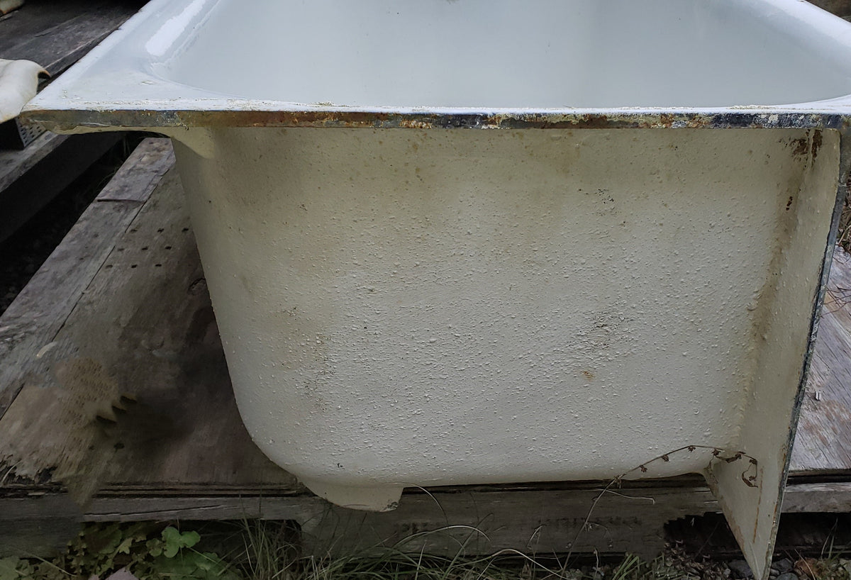 5 Foot Cast Iron Bath Tub with Right Side Drain 60" Long x 29" Wide GA ...