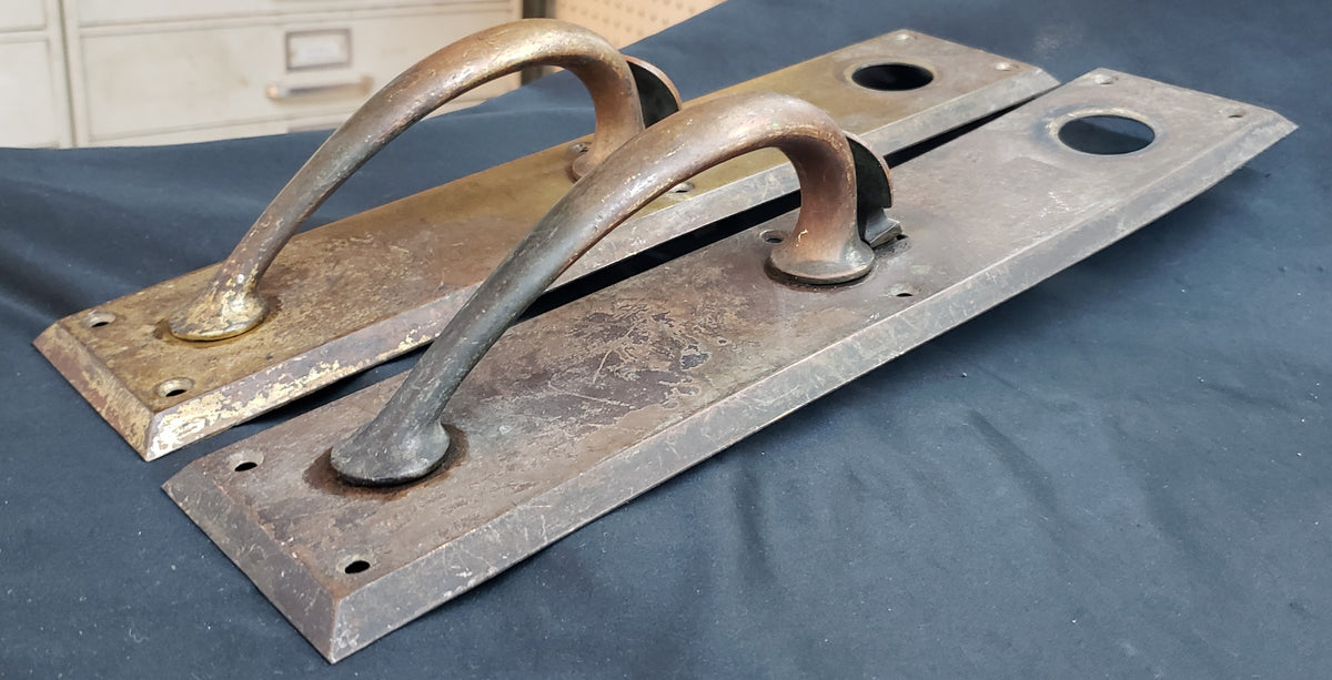 Pair of Large Brass Door Backplates with Thumb Latch & Curved Handle G ...