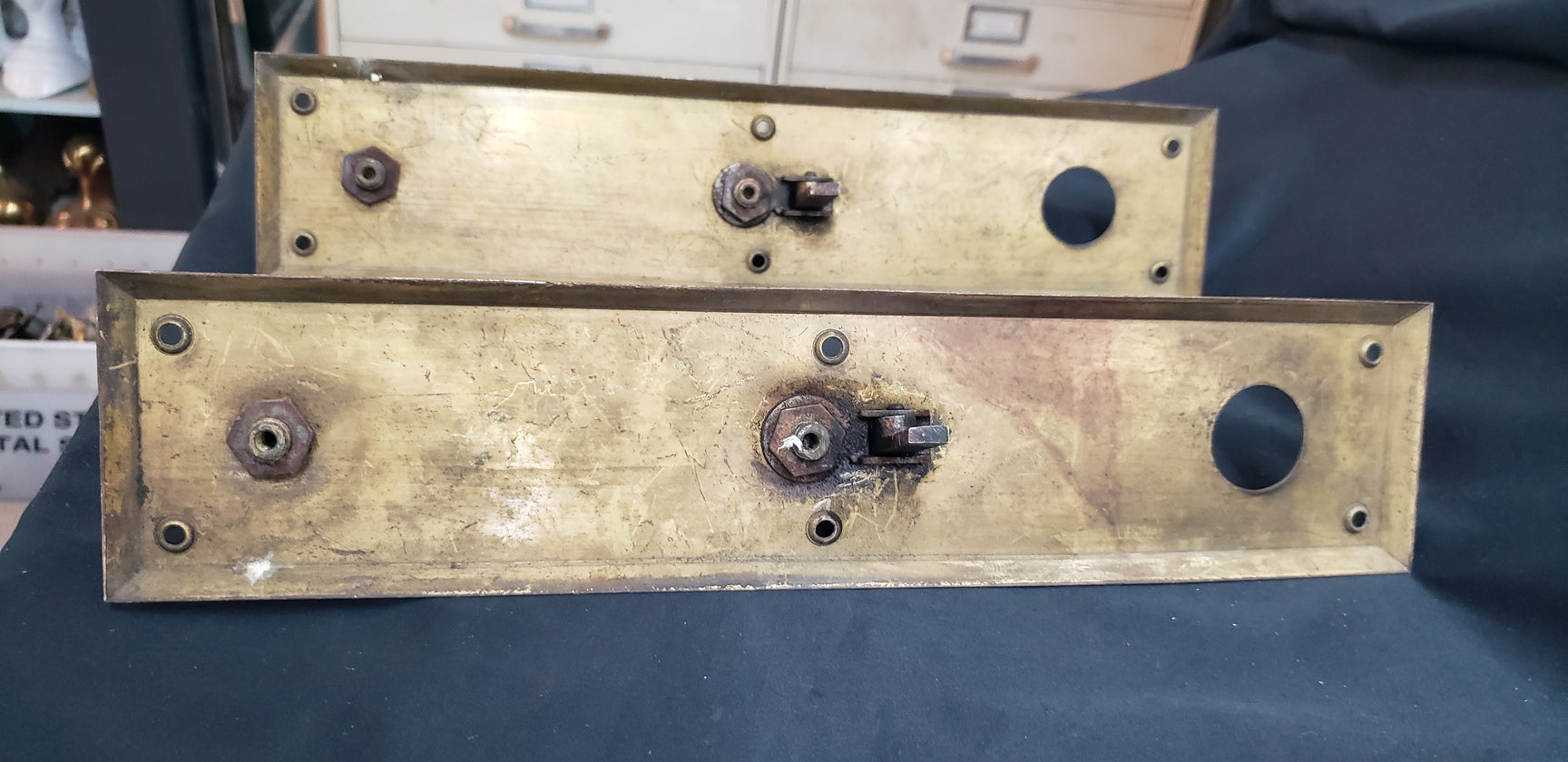 Pair of Large Brass Door Backplates with Thumb Latch & Curved Handle G ...