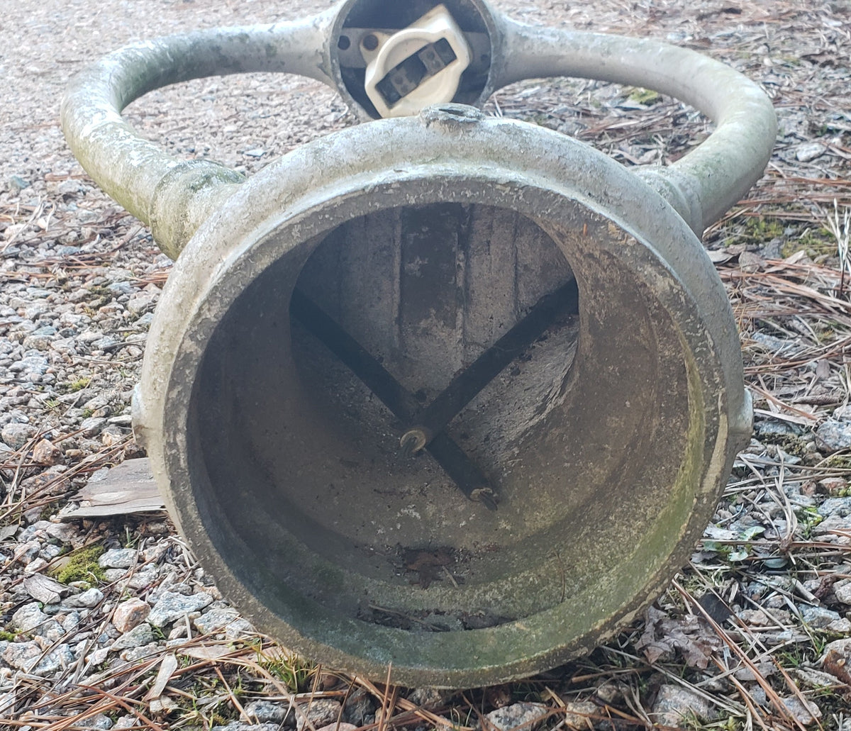 Vintage GE Cast Aluminum Halo Pole Top Light Fixture Frame 45" x 20" G ...