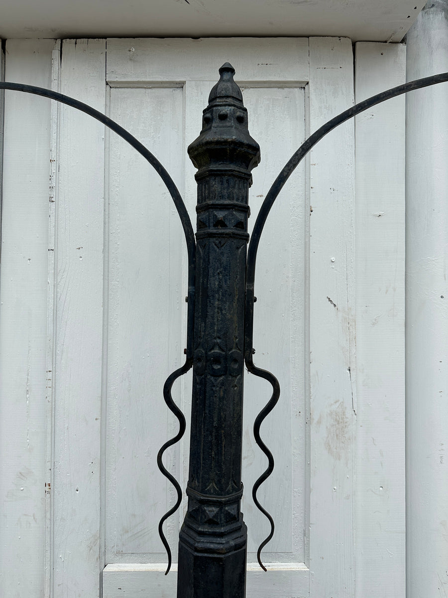 19th Century Cast Iron Plant Hanging Post GA20295 – Governor's ...