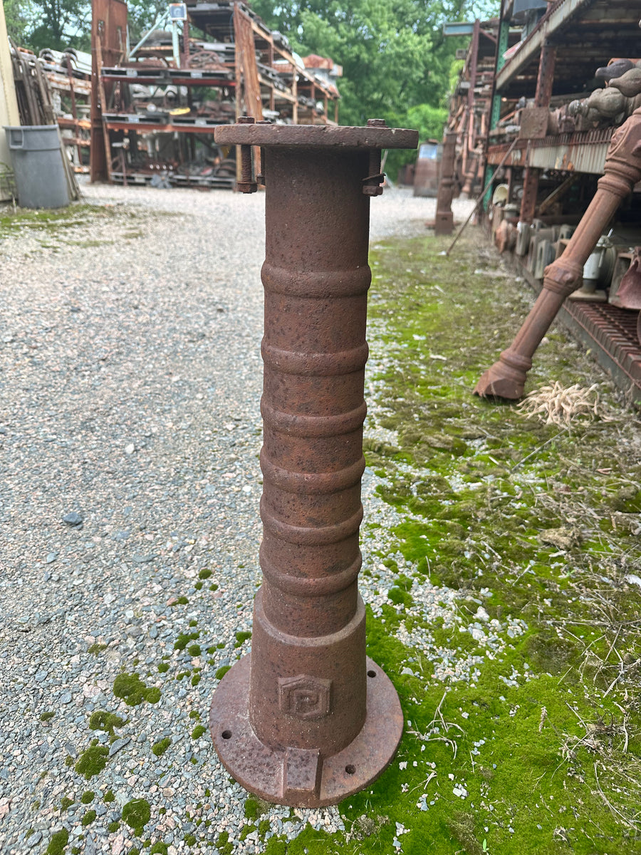 Cast Iron Machine Table Base GA20179 – Governor's Architectural Salvage