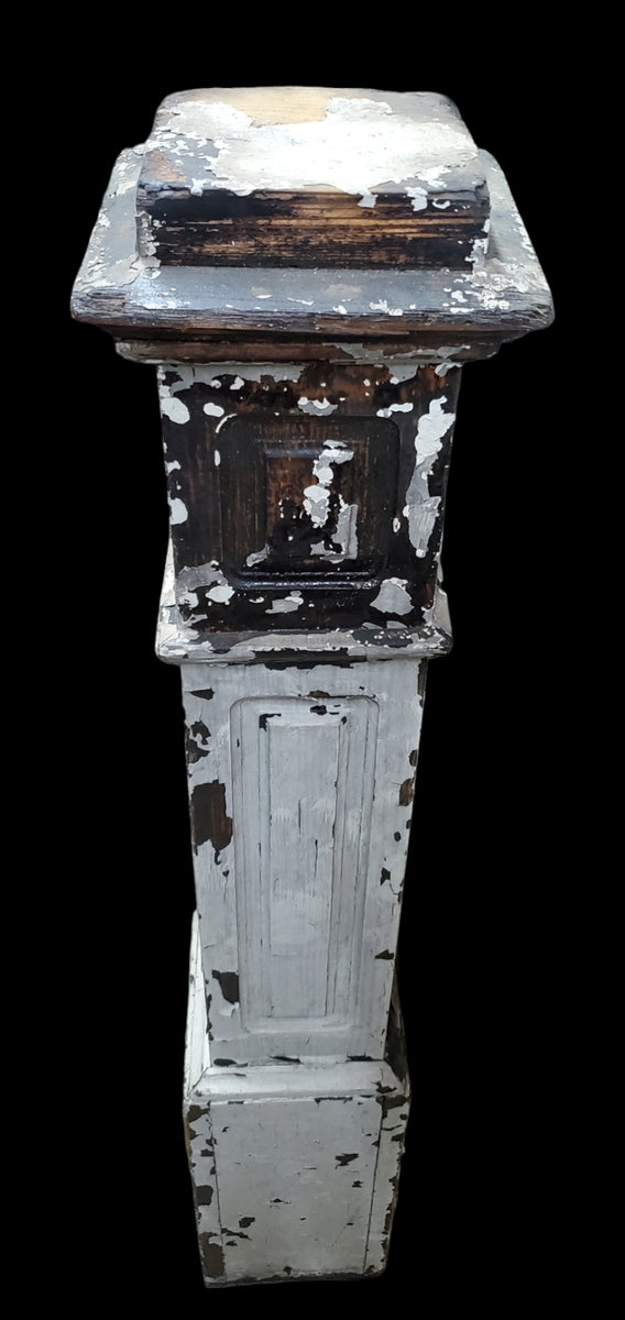 Single Newel Post GAM0310 – Governor's Architectural Salvage