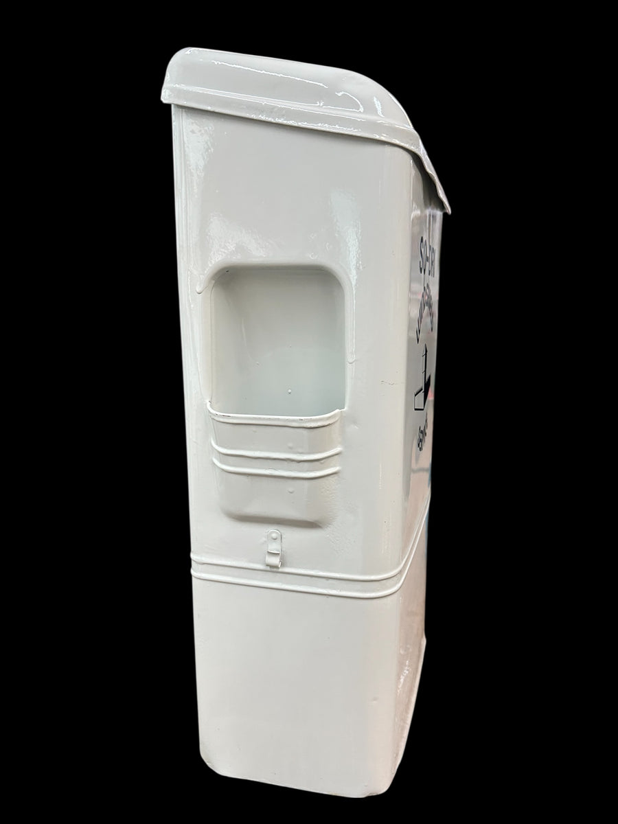 So-Dri Windshield Service Box GA20045 – Governor's Architectural Salvage