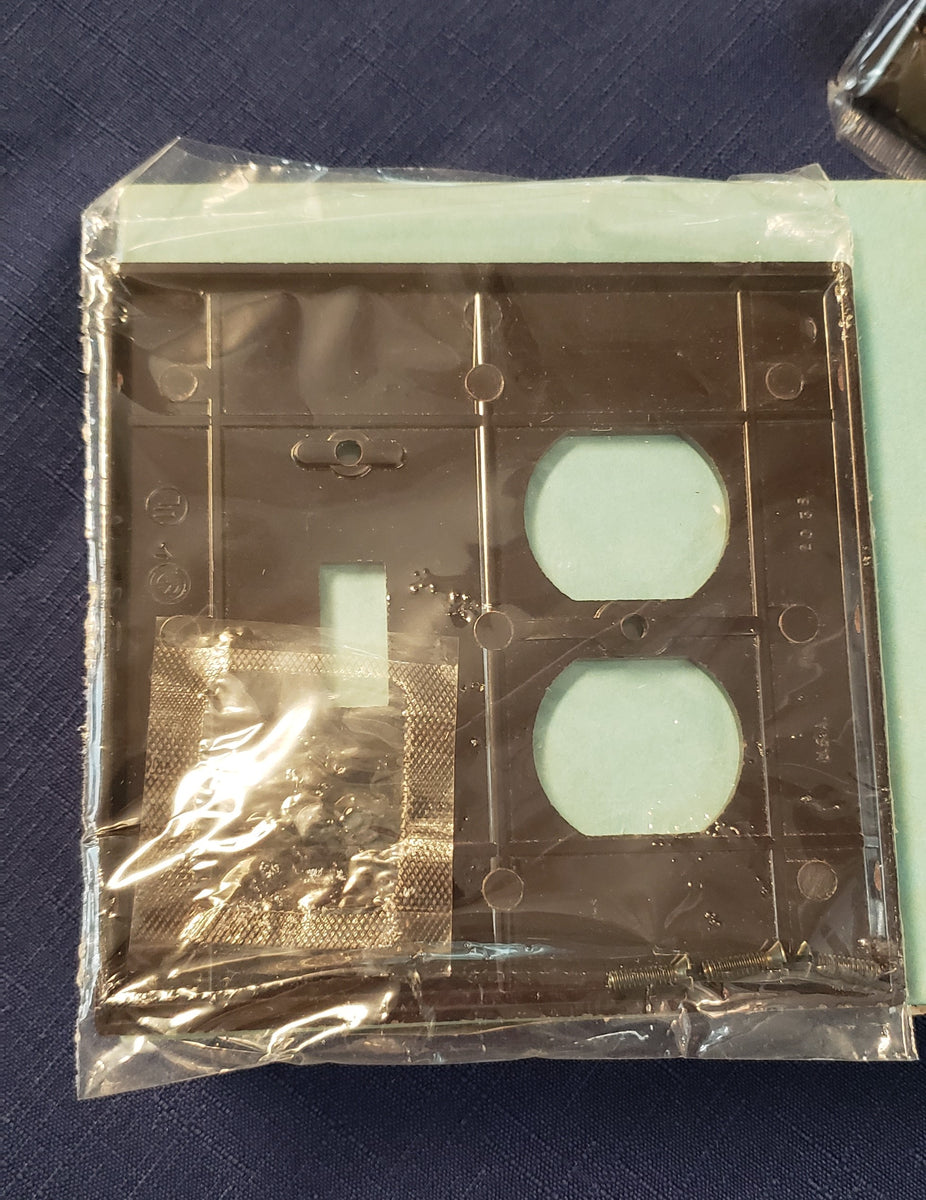 NOS Eagle Bakelite Smooth Brown Outlet Receptacle Plate Covers 40 Tota ...