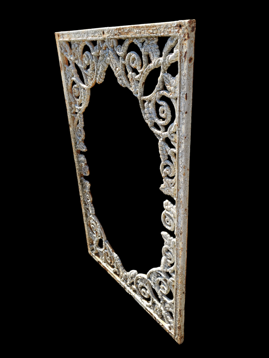 Decorative Iron Grapevine Frame *GAM0192 – Governor's Architectural Salvage