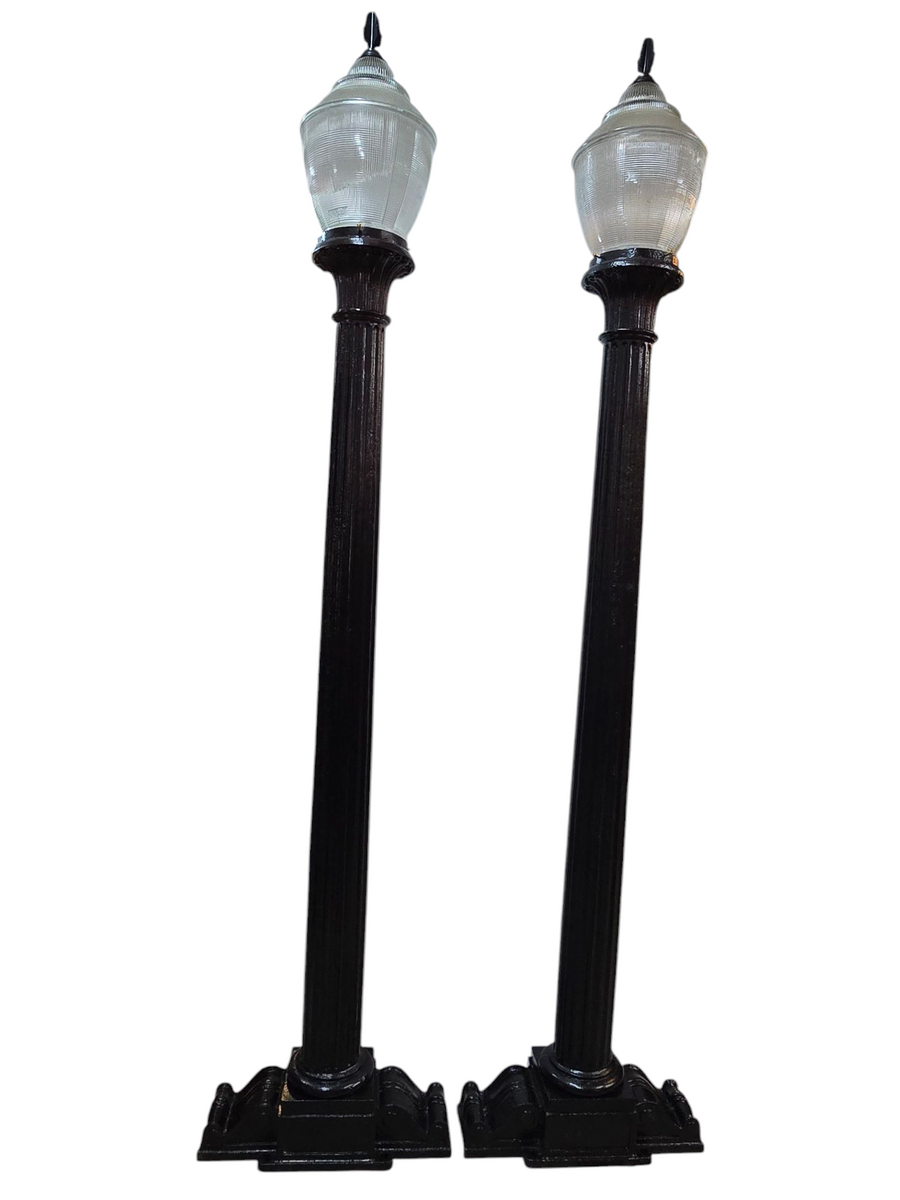 Pair of Early 1900's Cast Iron Light Posts 93" GAM0257 – Governor's ...