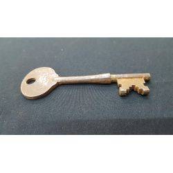 Iron Skeleton Key "Room 582" #GA4325 – Governor's Architectural Salvage